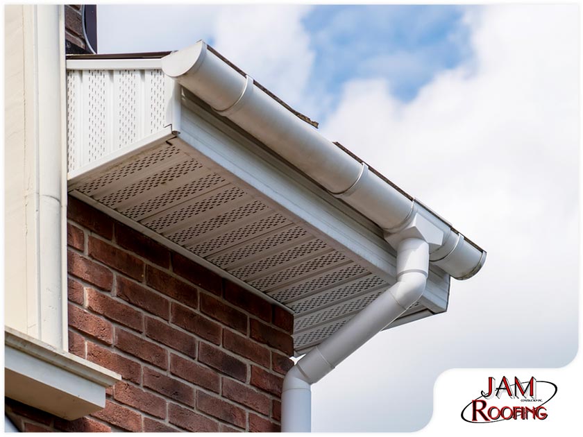 When to Pick Half-Round Gutters Instead of K-Style